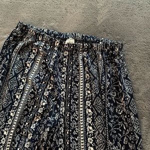 Maxine Nichols | Jeans | Maxine Nichols Long Lounge Pants Blue White Medium | Poshmark